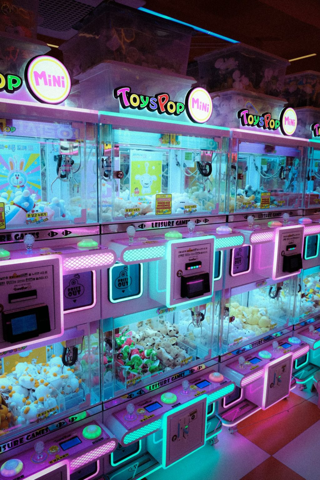 Canvas Canyons Explained: A Look Inside 6amMart App System - AI Bud