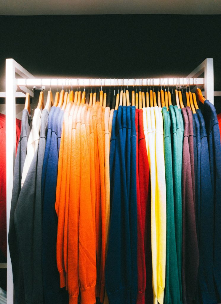 The Psychology of Color Choices in Clothing - AI Bud